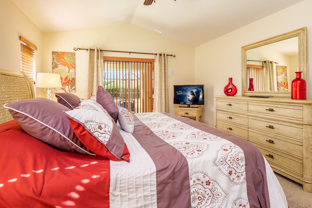 Tuscan Ridge (Countryside) 4-Bed/3-Bath Home