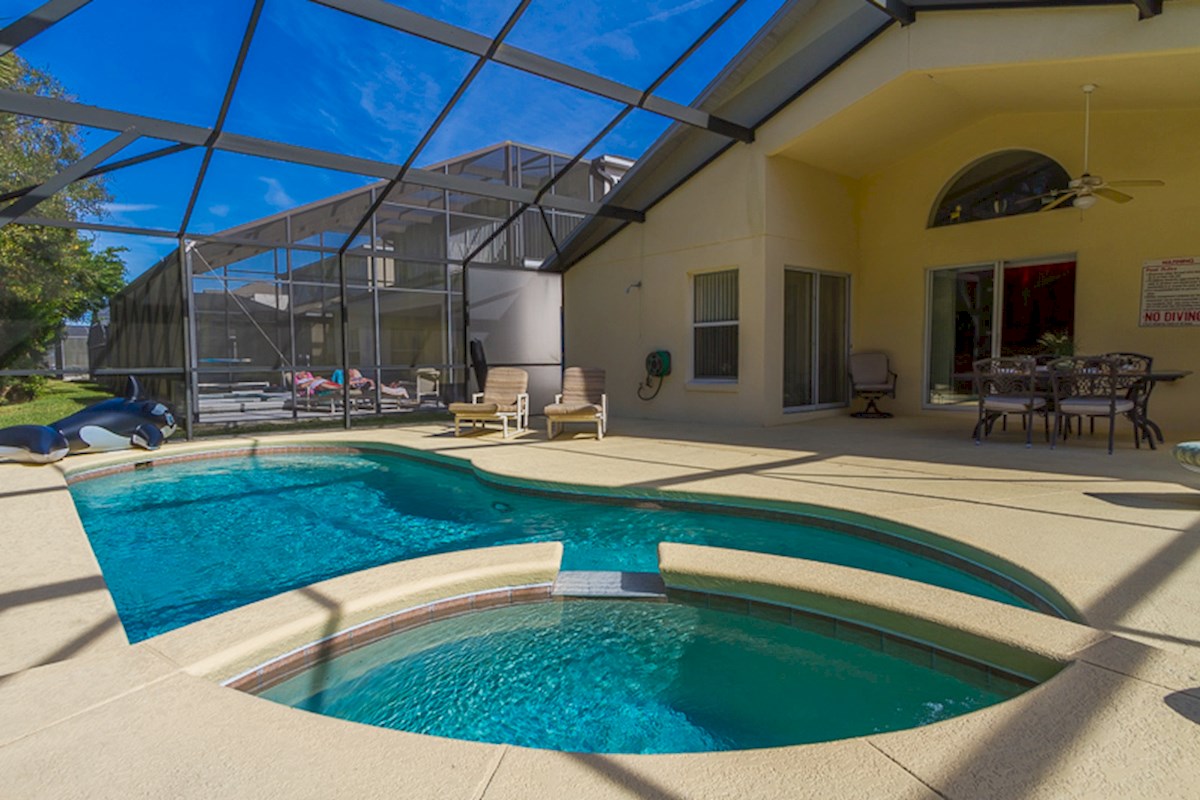 CUMBRIAN LAKES VACATION VILLA, KISSIMMEE - 4 Bedroom, 3 Bathroom