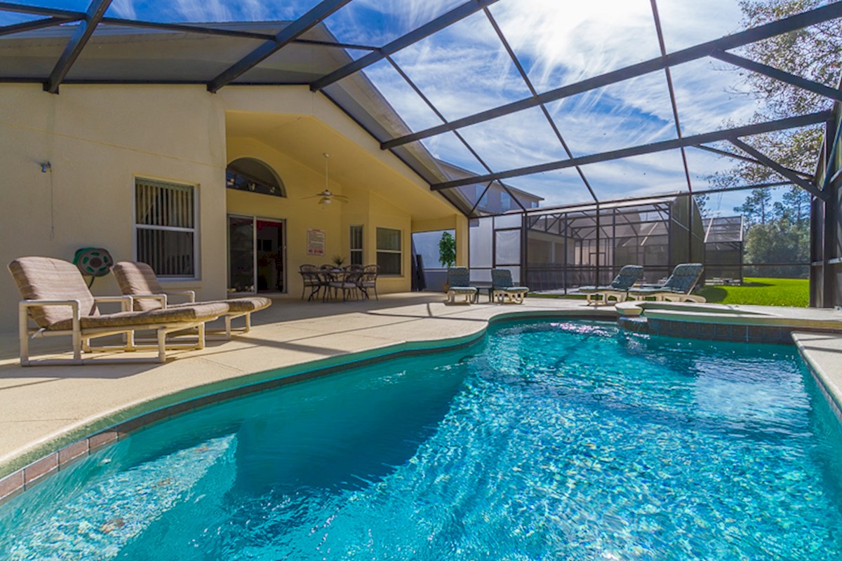 CUMBRIAN LAKES VACATION VILLA, KISSIMMEE - 4 Bedroom, 3 Bathroom
