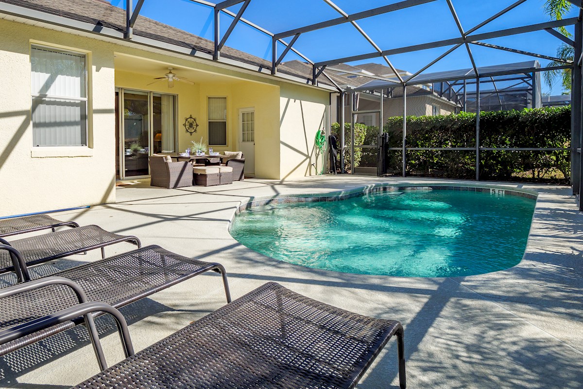 4 Bed 3 Bath Villa with Private SOUTH Pool, Gated Resort ref 530