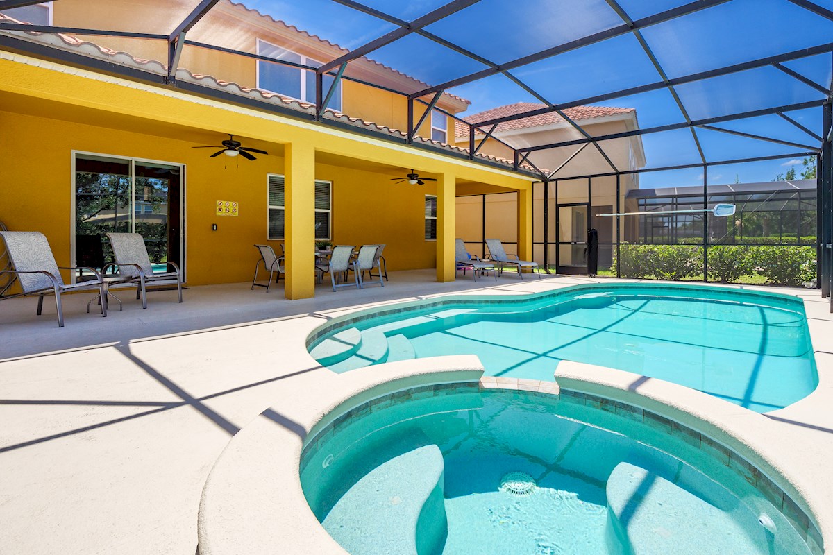 * Solterra Resort | 6 Bed 5½ Bathroom Villa | Pool and Spa