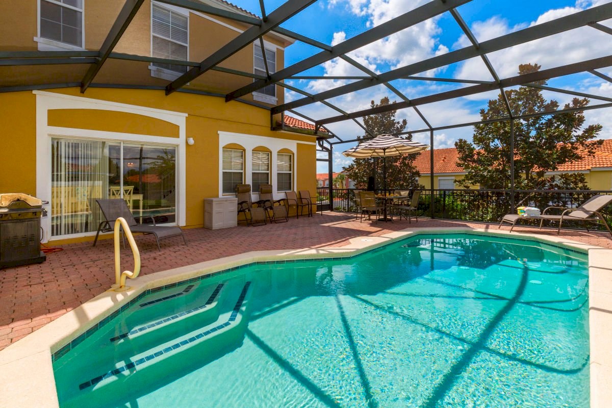 Spacious 4 bed 3 bath townhouse on Encantada Resort