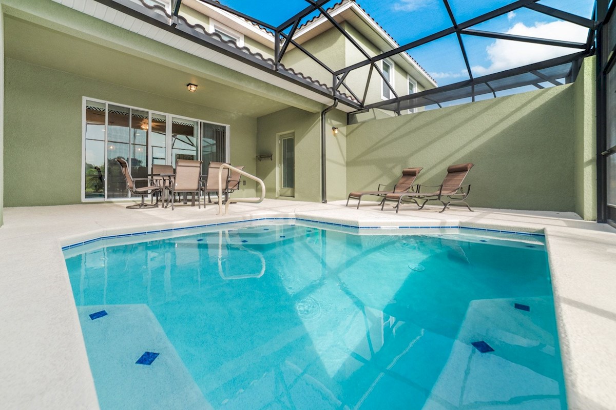 Solterra Resort | 4 Bed 3 Bath Townhome | Splash Pool