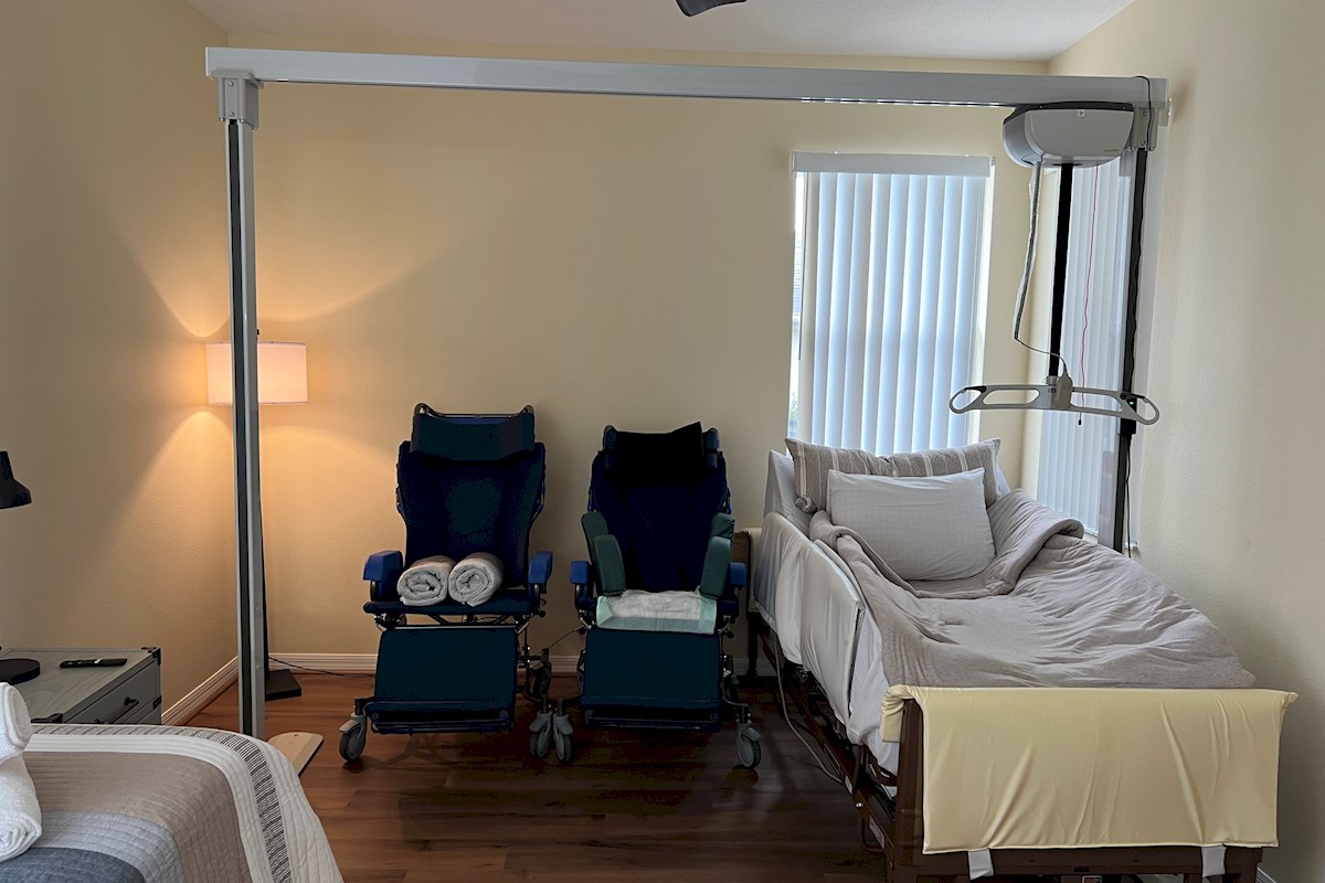 4 Bedroom, Adapted Florida Home/Wheelchair Friendly